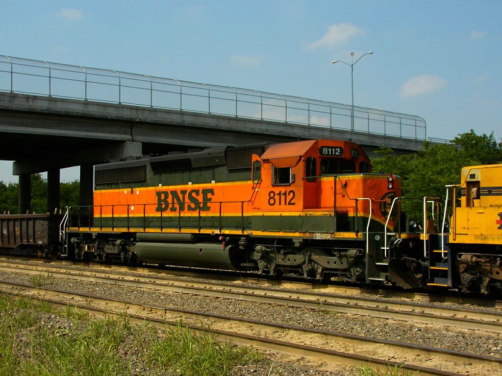 BNSF 8112